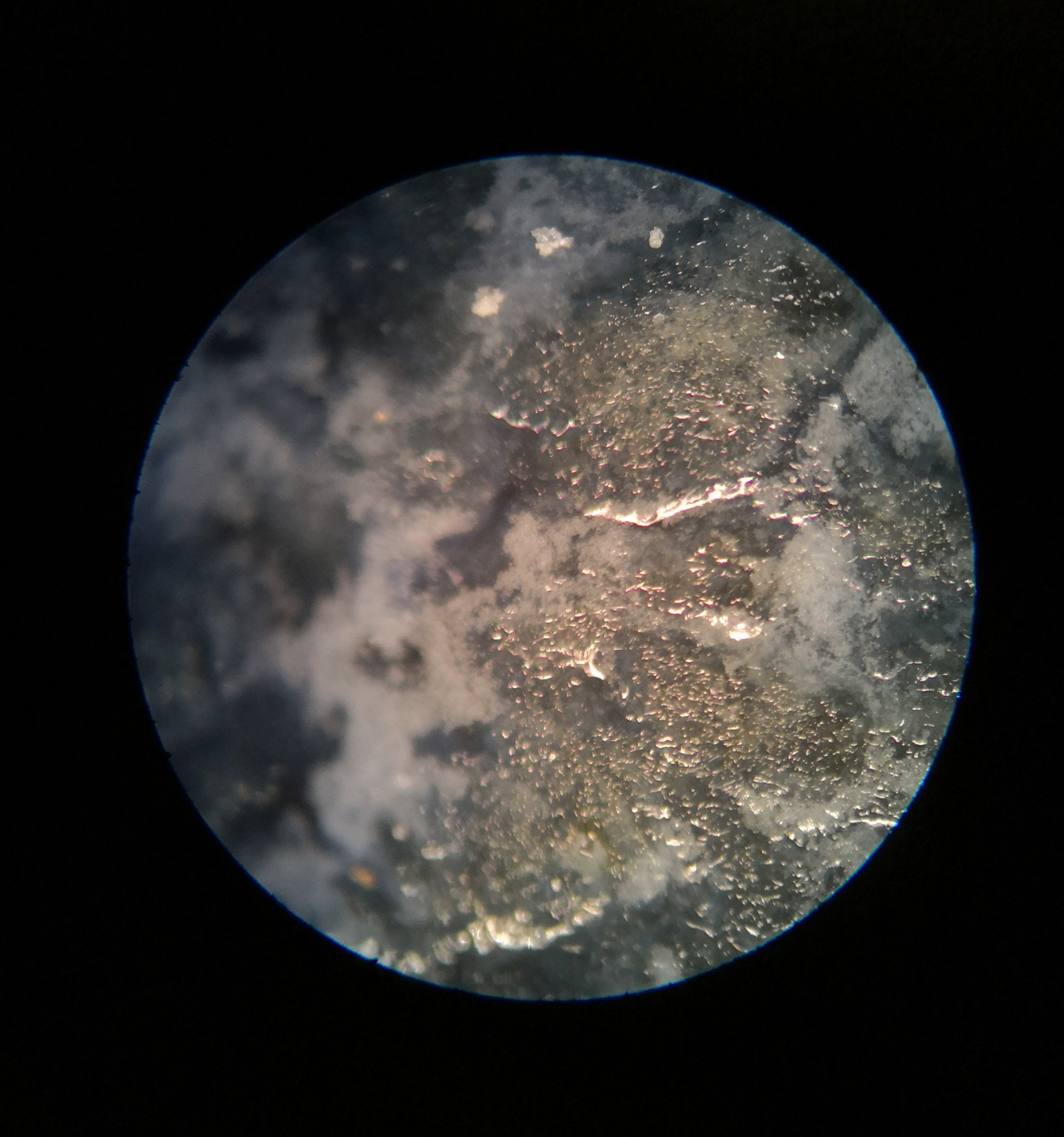 Glazes under microscope – Stoneware Ceramics