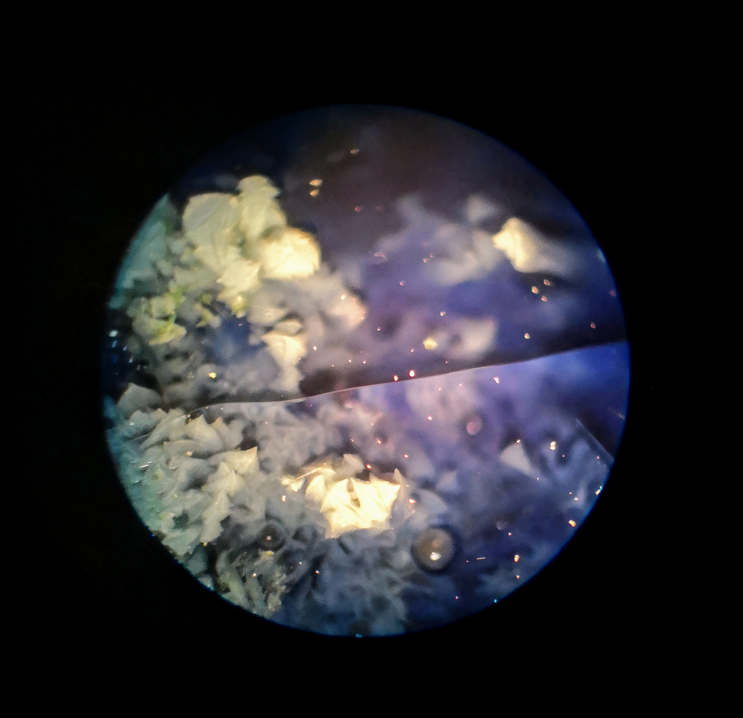 Glazes under microscope – Stoneware Ceramics